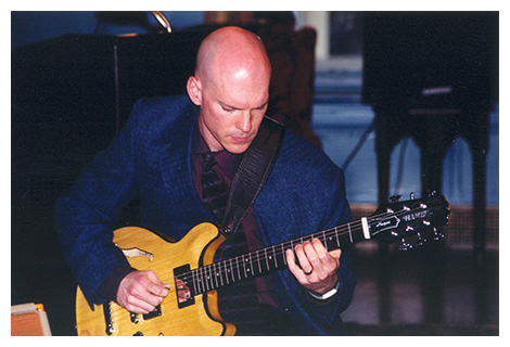 Scott Sherwood | Biography